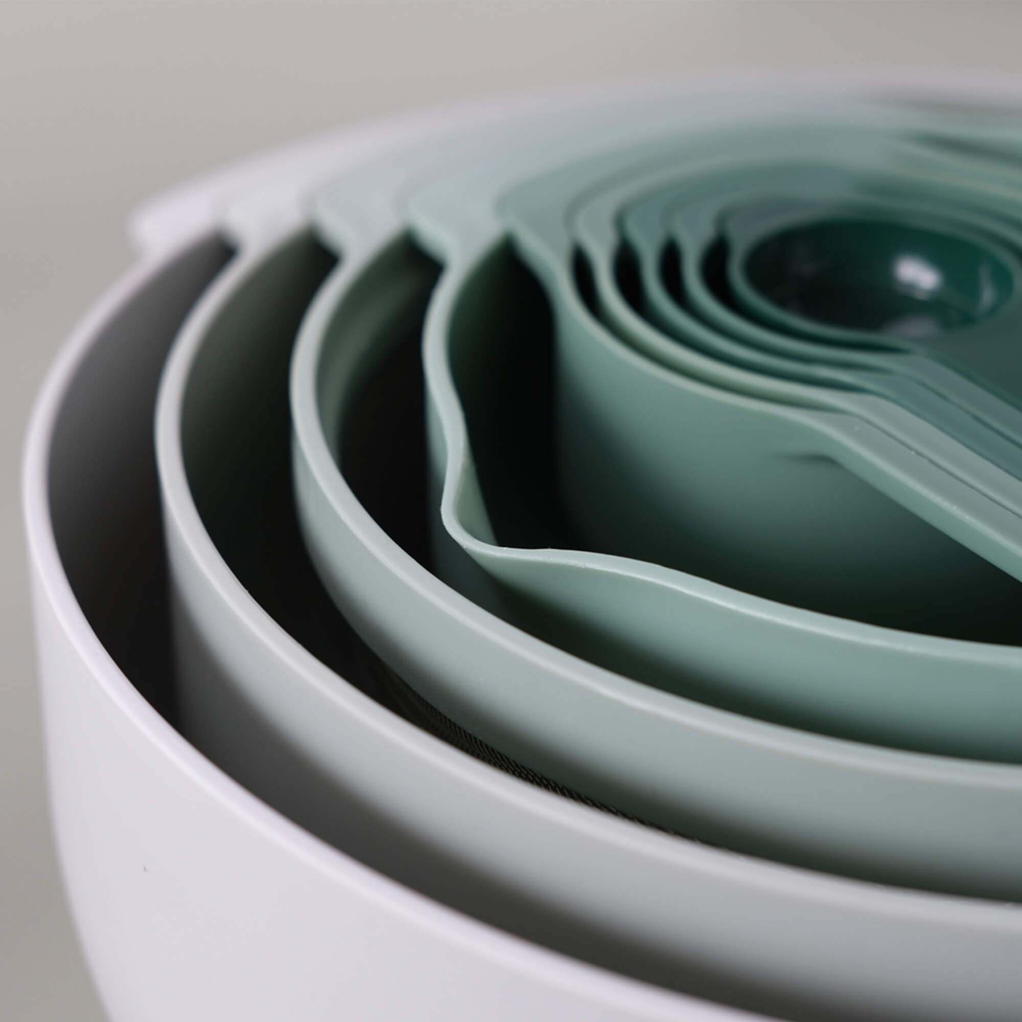 Joseph Joseph Nest 9 Plus Sage Green Nesting Bowl Set