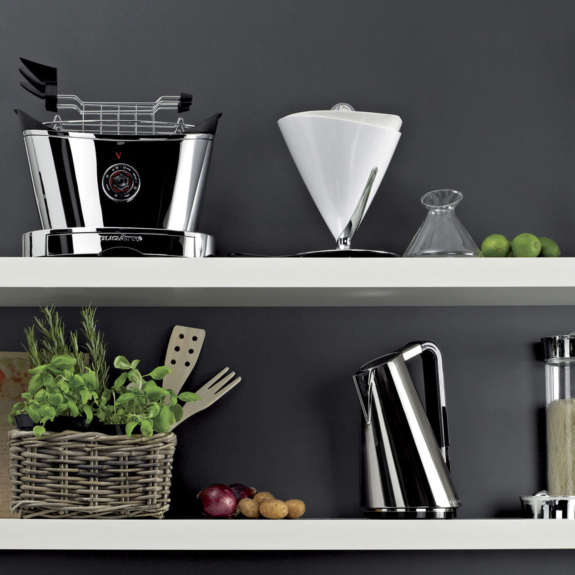 bugatti chrome kettle